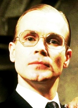 As Minhas Leituras: Herr Flick von der Gestapo und Herr Macedo von der ...