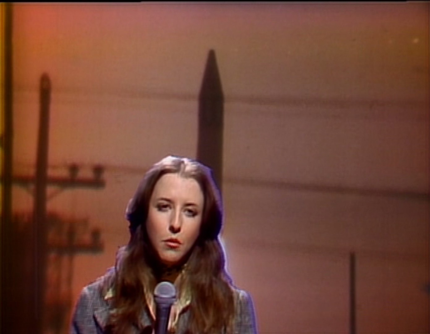 Classic SNL Reviews: Season 1, Episode 9; Host:Elliott Gould, with Anne ...