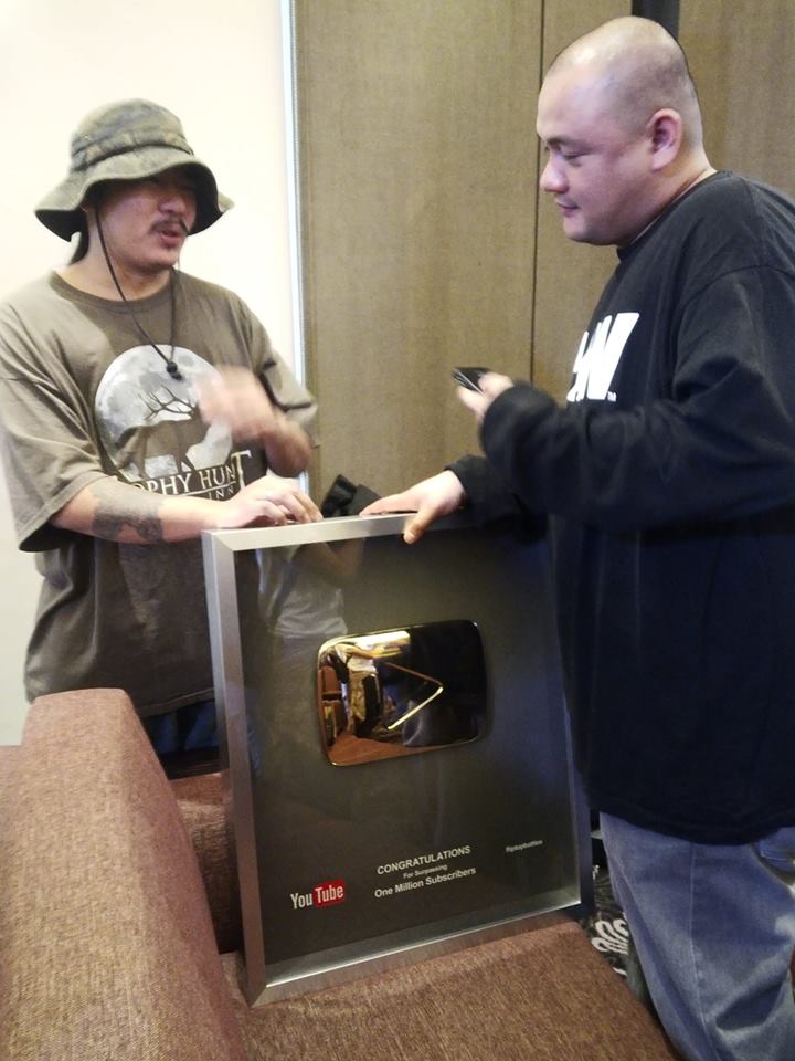 REPRESENT THE HOOD ENTERTAINMENT: FlipTop Battle League ONE MILLION ...