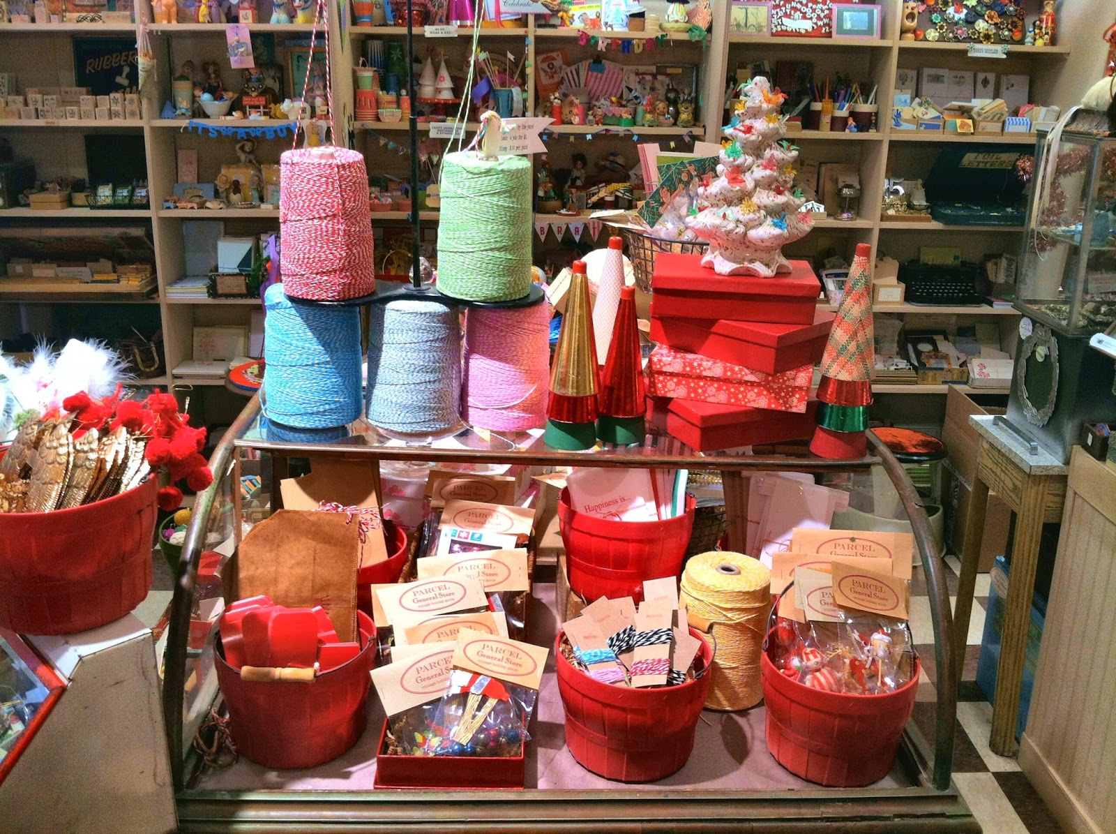 M Ann M: Parcel Shop