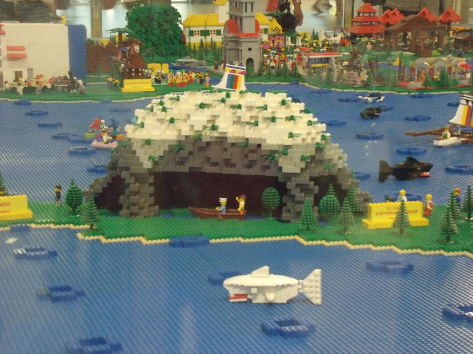 It's More Fun in the Philippines with LEGO - Cebu X-Geeks