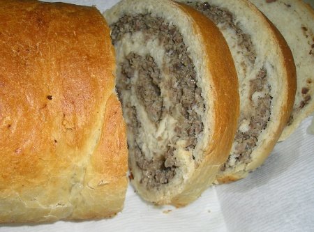 Cooking with Yiddishe mama: Meat Strudel (FLEISCHSTRUDEL)