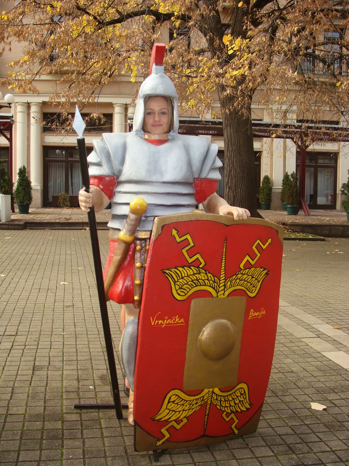 Vrnjačka Banja: Rimski legionar na Vrnjačkoj Promenadi