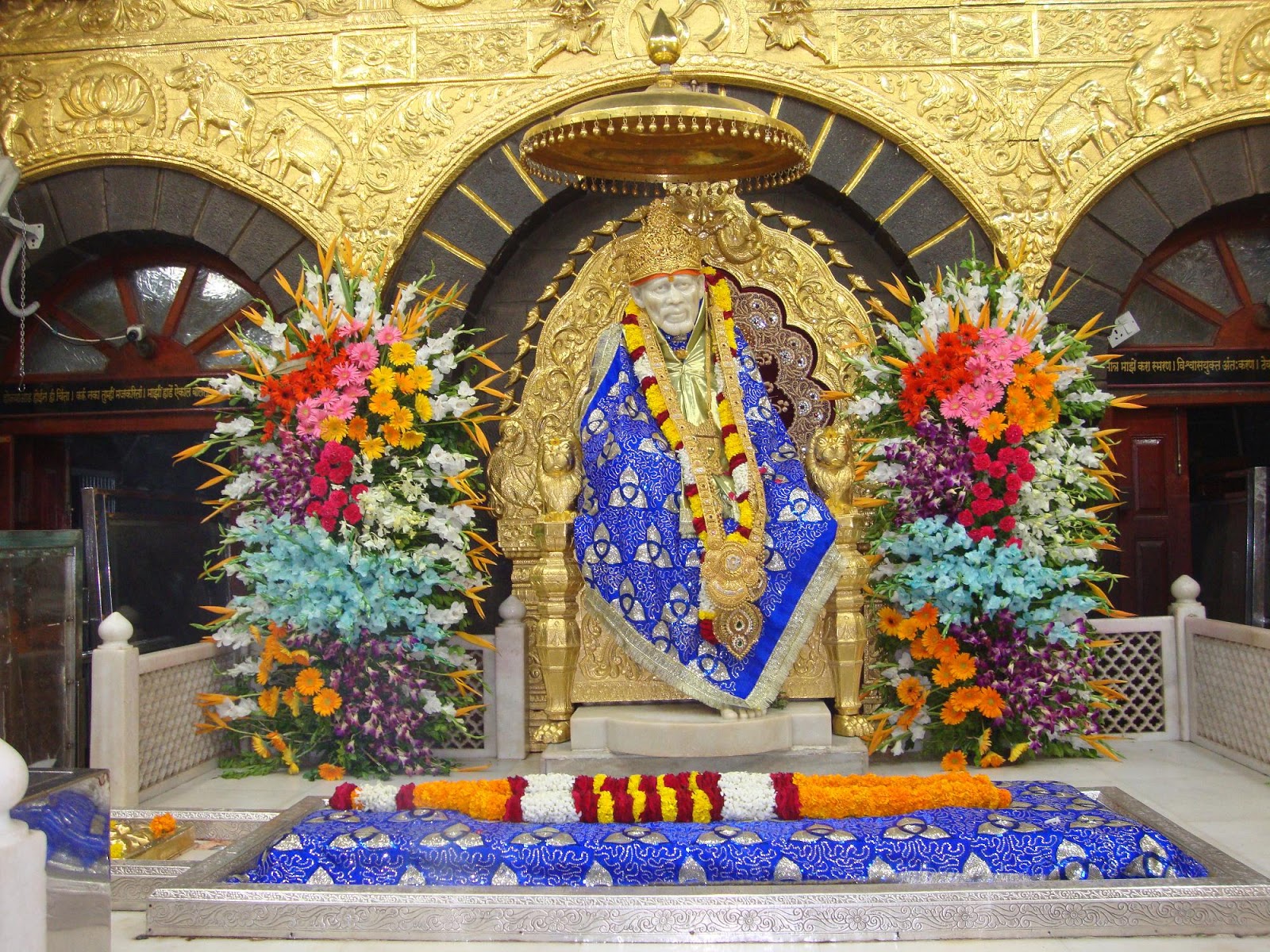 Indian - Gods Wallpapers Blog: Shirdi Sai Baba Darshan