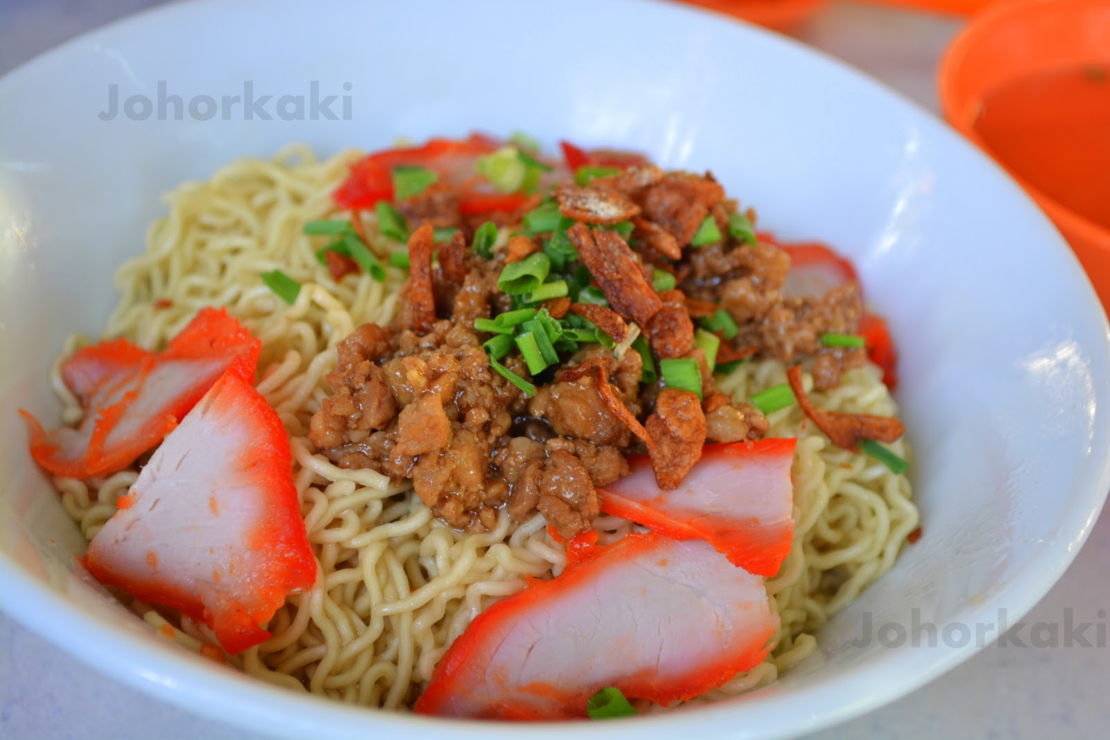 Kolo Mee - Famous Sarawak Food in Kuching 干捞面 |Tony Johor Kaki Travels ...