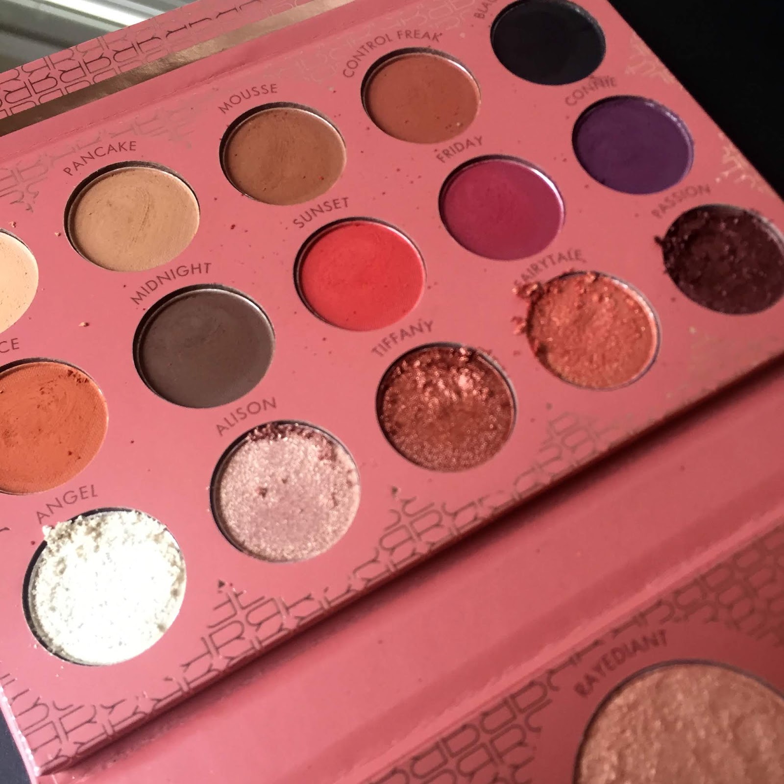 BH Cosmetics It's My Raye Raye Contour, Highlight and Eye Shadow ...