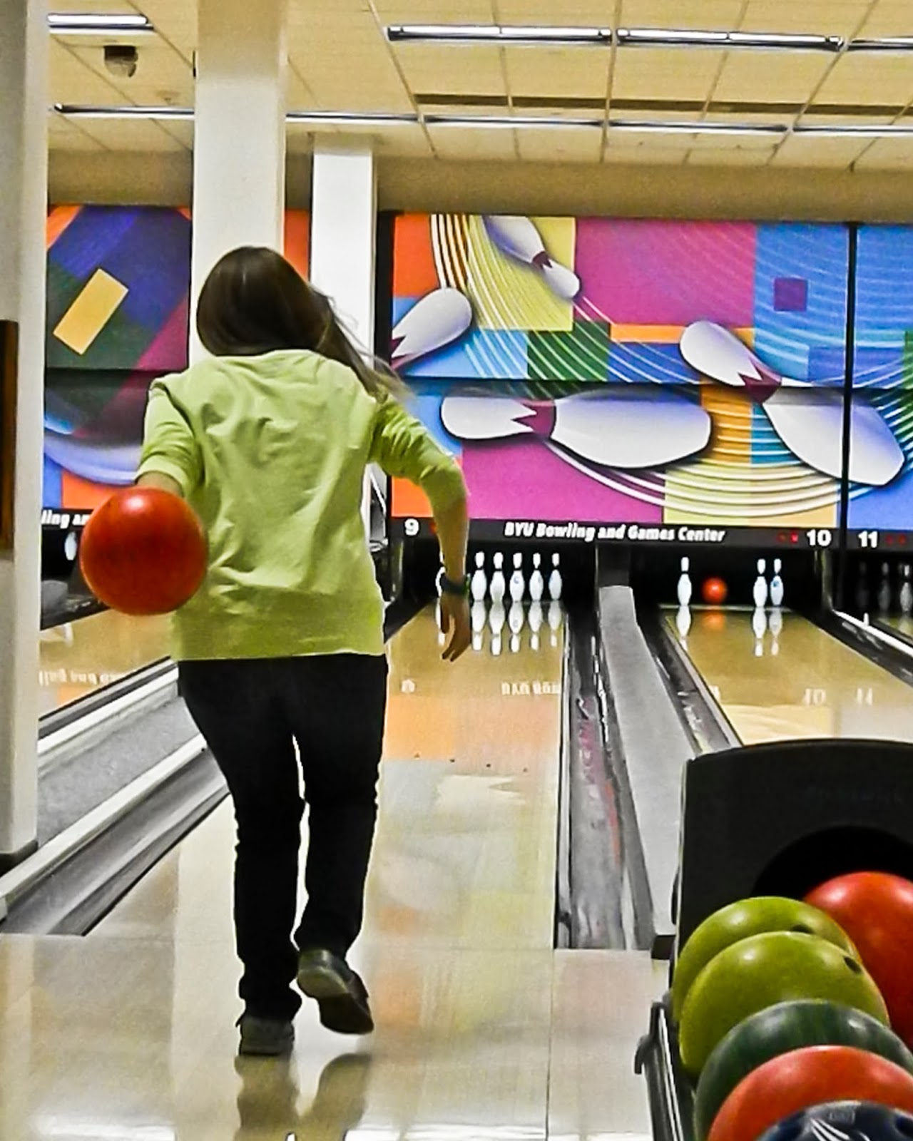 The Viz: Bowling Class for the Win
