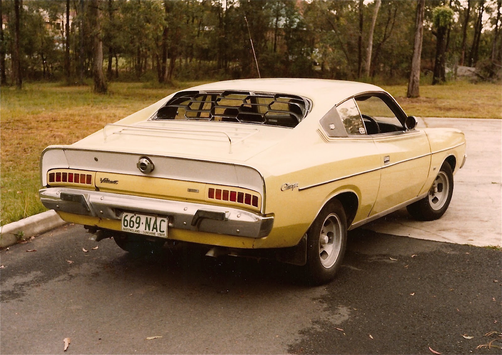 Davos: Valiant Charger