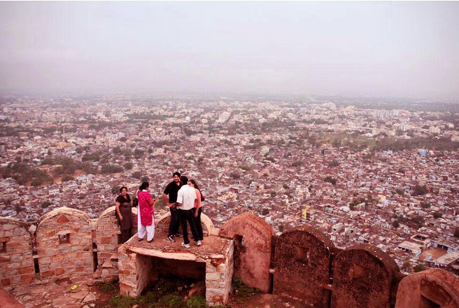 KNOW INDIA.....: PINK CITY