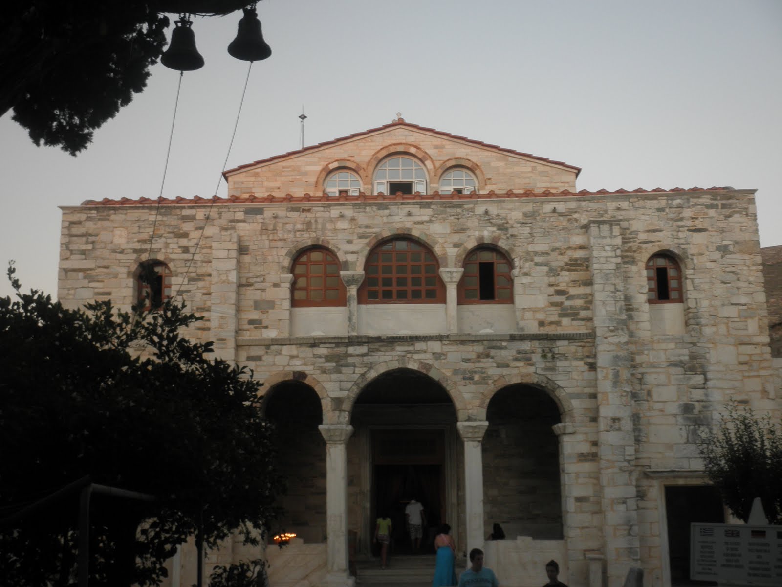 ΜΙΚΡΟΒΙΟ: ΠΑΝΑΓΙΑ ΕΚΑΤΟΝΤΑΠΥΛΙΑΝΗ. Πάρος