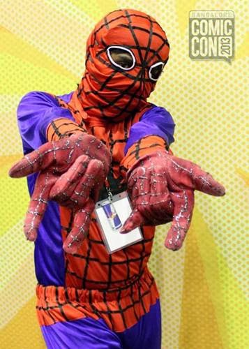 VERY FUNNY COSPLAYS IN INDIAN COMIC CON | FUNNY INDIAN PICTURES GALLERY ...