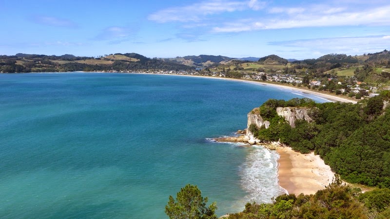 New Zealand 2014: Cooks Beach - Hot Water Beach