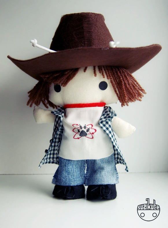 Suzikute ‿ : Carl Grimes Doll