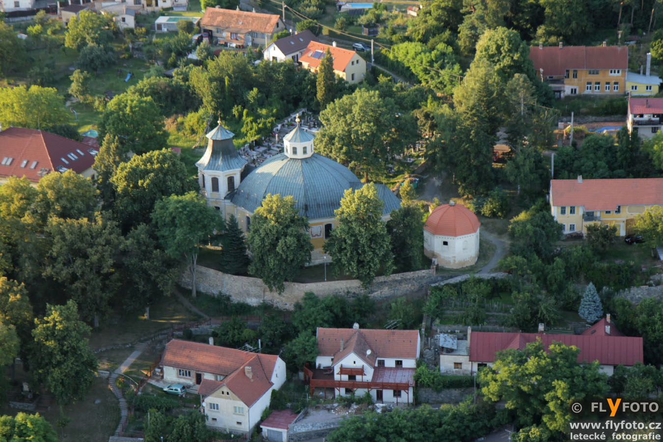 FLyFOTO letecká fotografie a video: Slapy