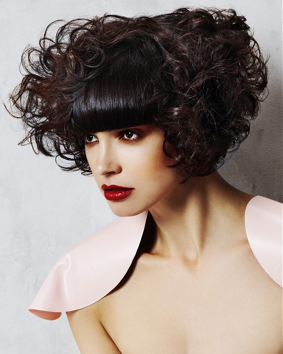 La moda en tu cabello: Cortes y peinados de pelo corto con rizos para ...