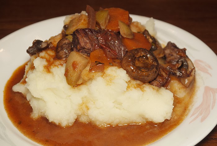 Food Hunter's Guide to Cuisine: Beef Stew Nicoise