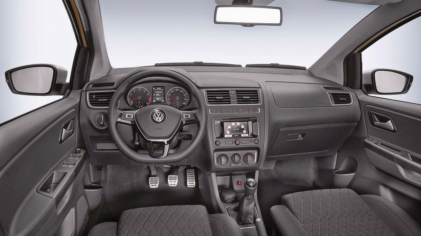 Volkswagen apresenta o face-lift da raposa aventureira, o novo CrossFox ...