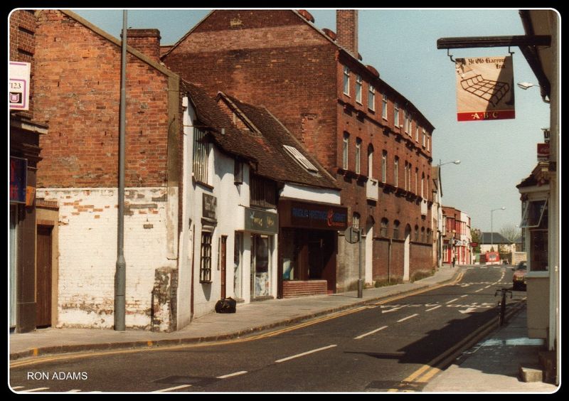 Everyday Life of Aylesbury, England in the 1980s Through Beautiful ...