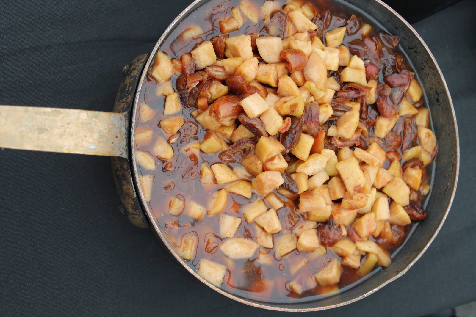 Medieval Morsels: Medieval feast - fit for a King's coronation