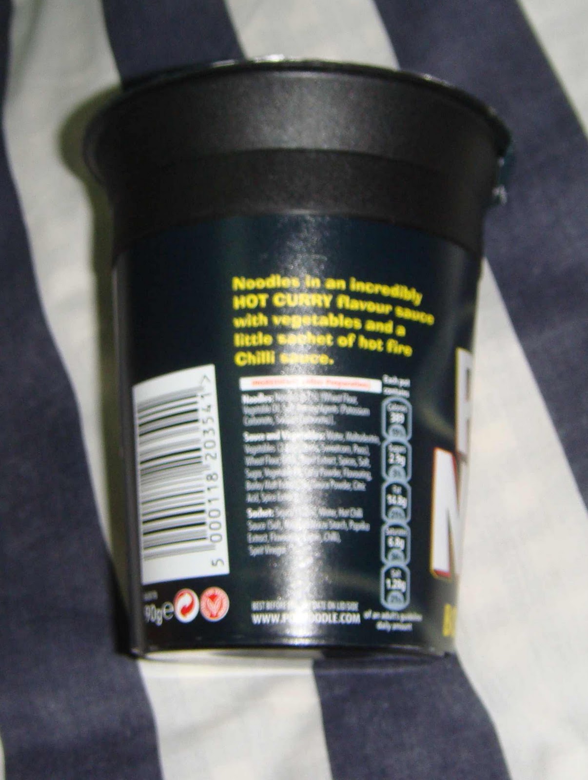 Supersupergirl's Food Reviews: Bombay bad boy flavoured Pot noodles