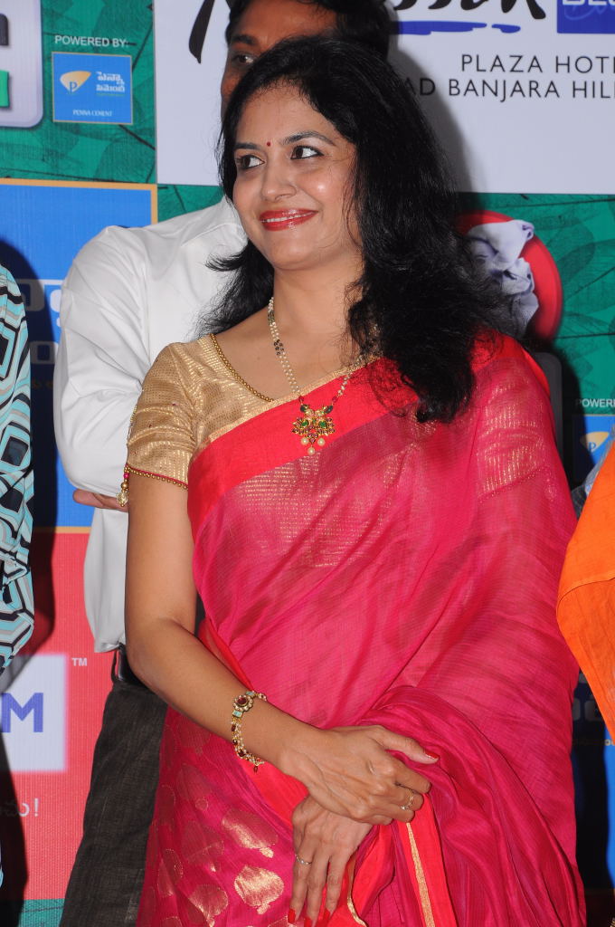 Sunitha Photos at Big Green Ganesh Campaign Launch
