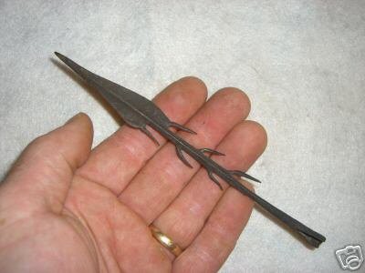 Project Gridless: Two Ways to make a Barbed Arrowhead, Greek and Hupa