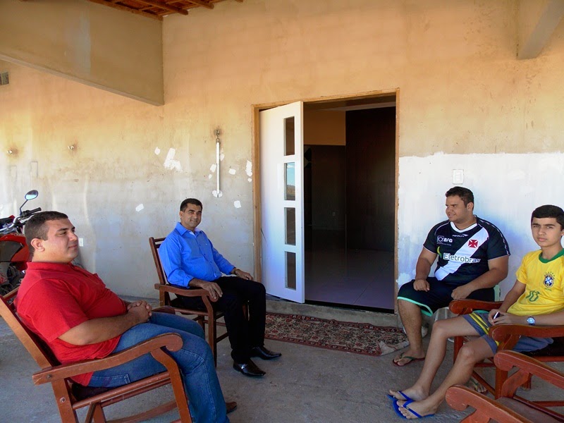 EDSON FILHO E NÚRIA OFERECEM UM ALMOÇO AO PADRE GREGÓRIO - LAGOA DO RATO