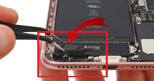 Apple has replaced the iPhone 7 headphone jack with a barometric vent ...