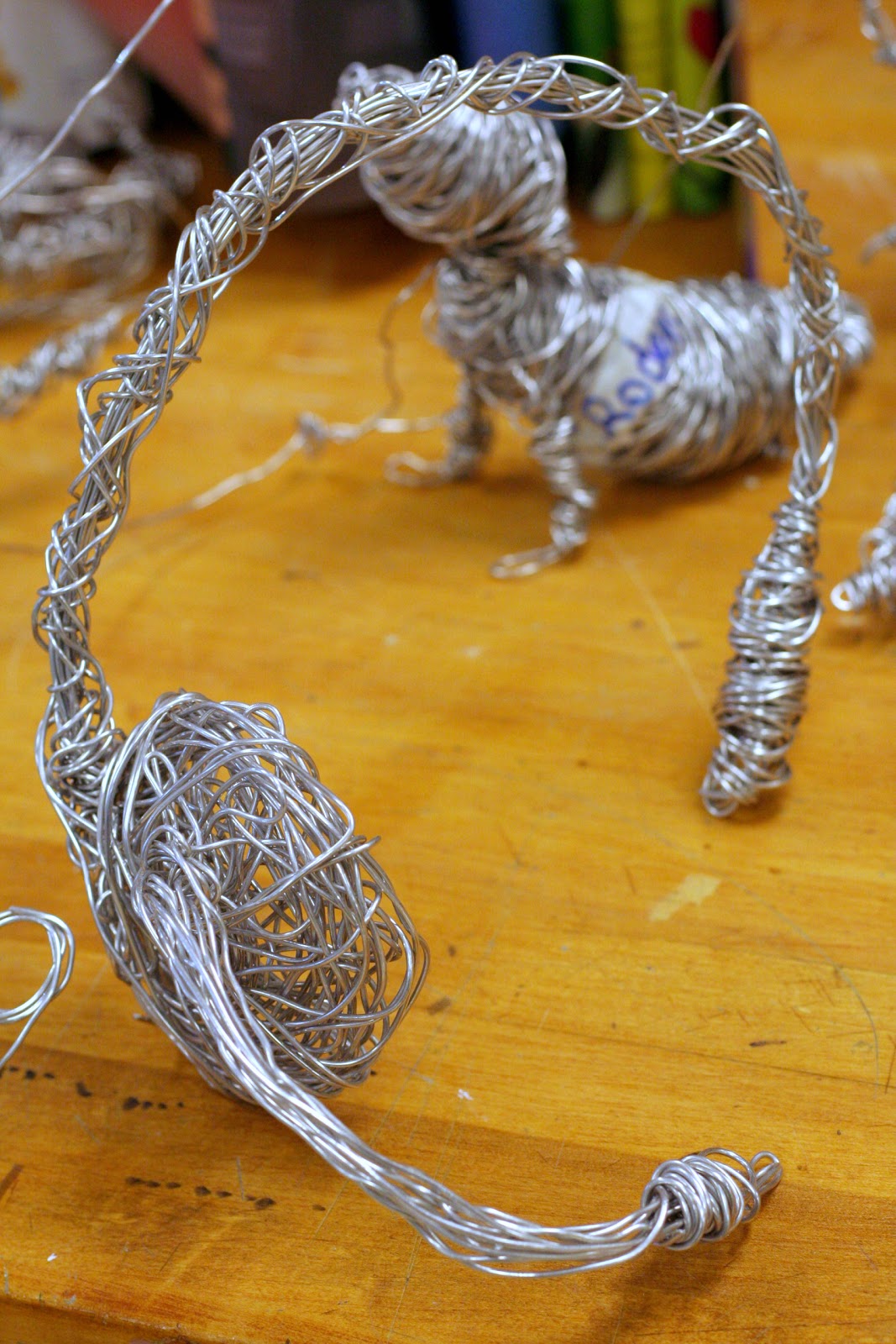 Dream. Pray. Create.: Lesson idea: Continuous Line Art - Wire sculpting ...
