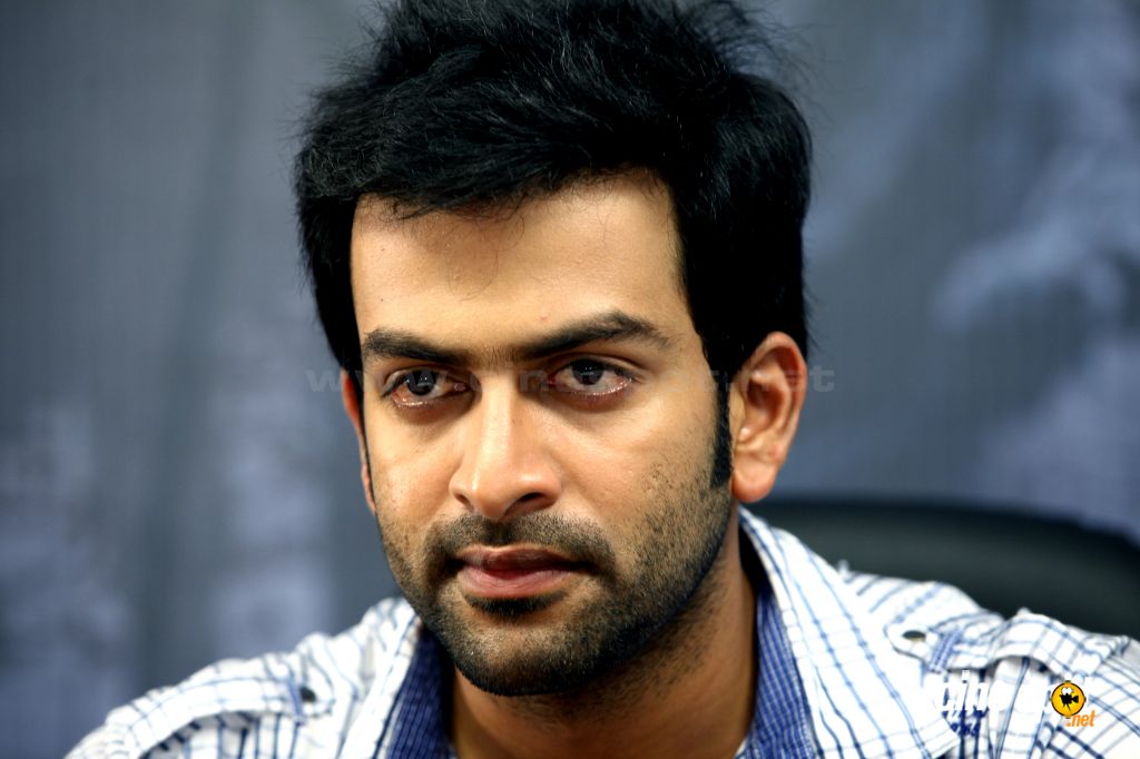 MALAYALAM FILM DATABASE: ARJUNAN SAKSHI 6.5*