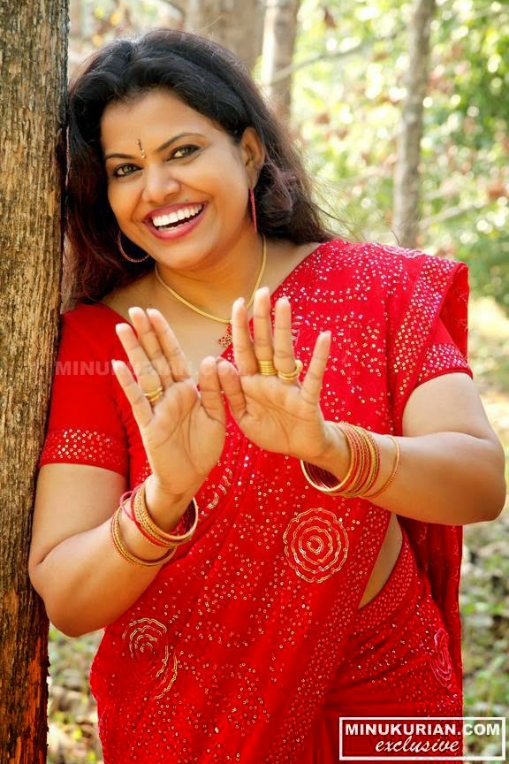 TELUGU WEB WORLD: BEAUTIFUL ACTRESS MINU KURIAN