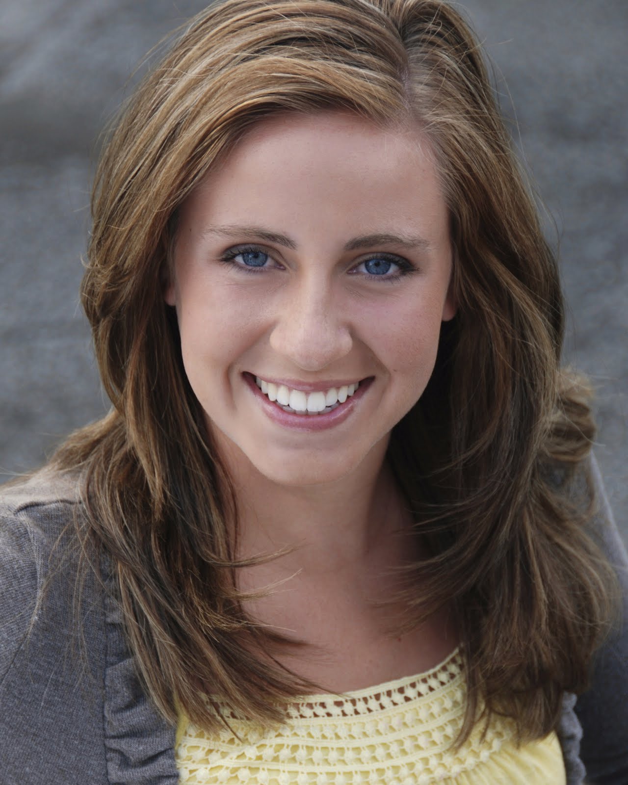 Celebrity On Vacation: stephanie rice model