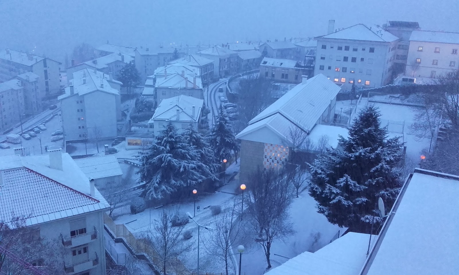 VILA MENDO-vila fernando-guarda: Neve na Guarda
