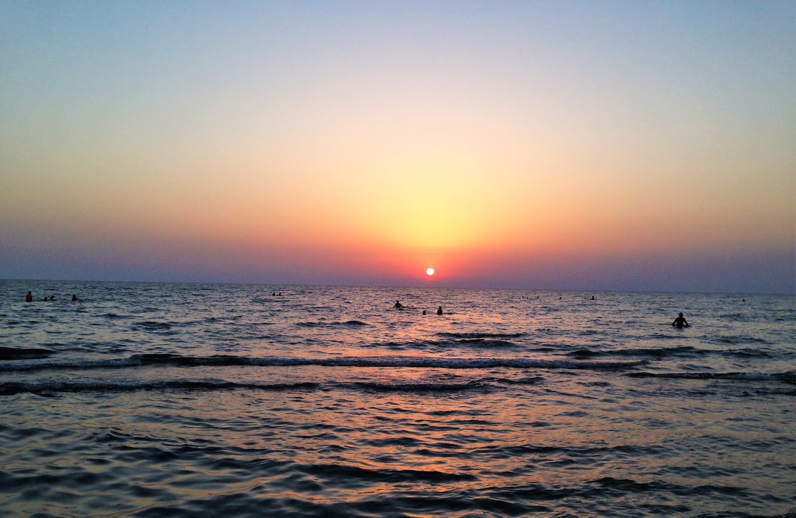 Filipino Life in the Middle East: Expats in Al Khobar, Saudi Arabia.