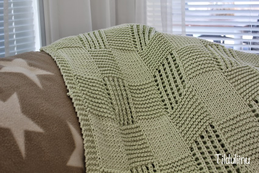 Tilduliinu: Vauvan kudottu peitto