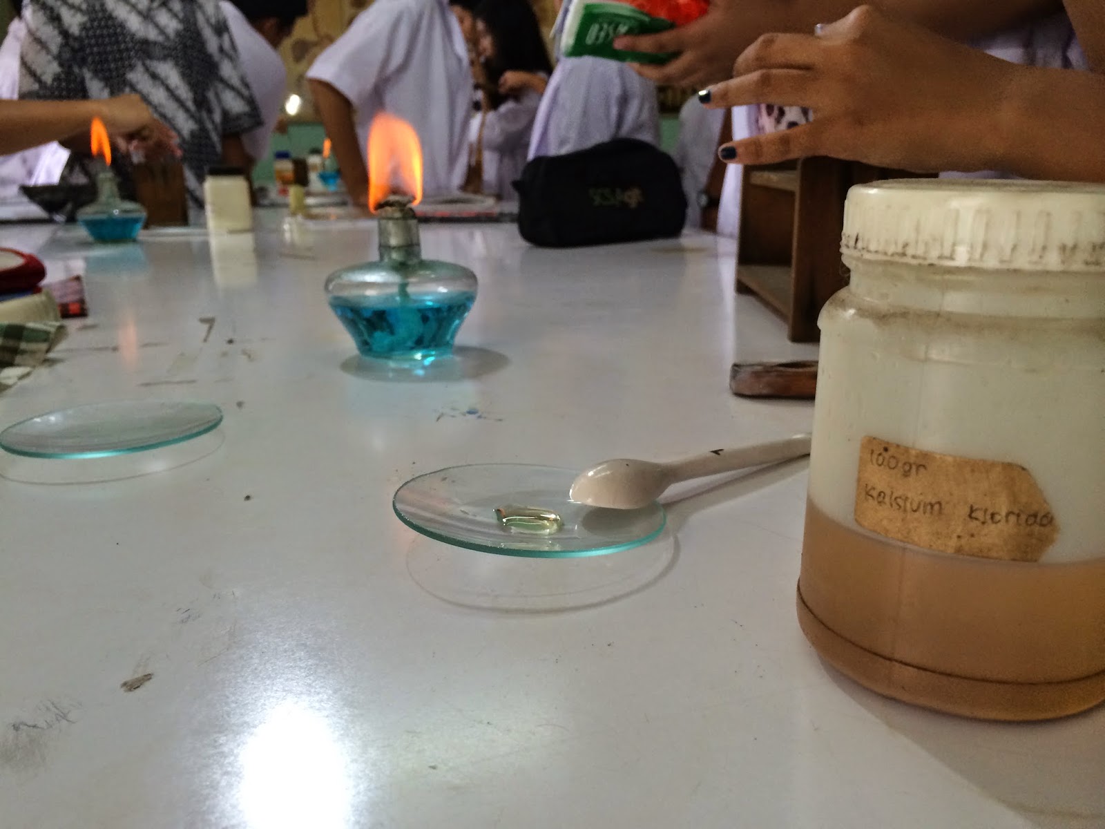 reanggit: Reaksi Nyala