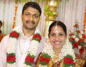 Idea Star Singer Vivekanandan Marriage Photos