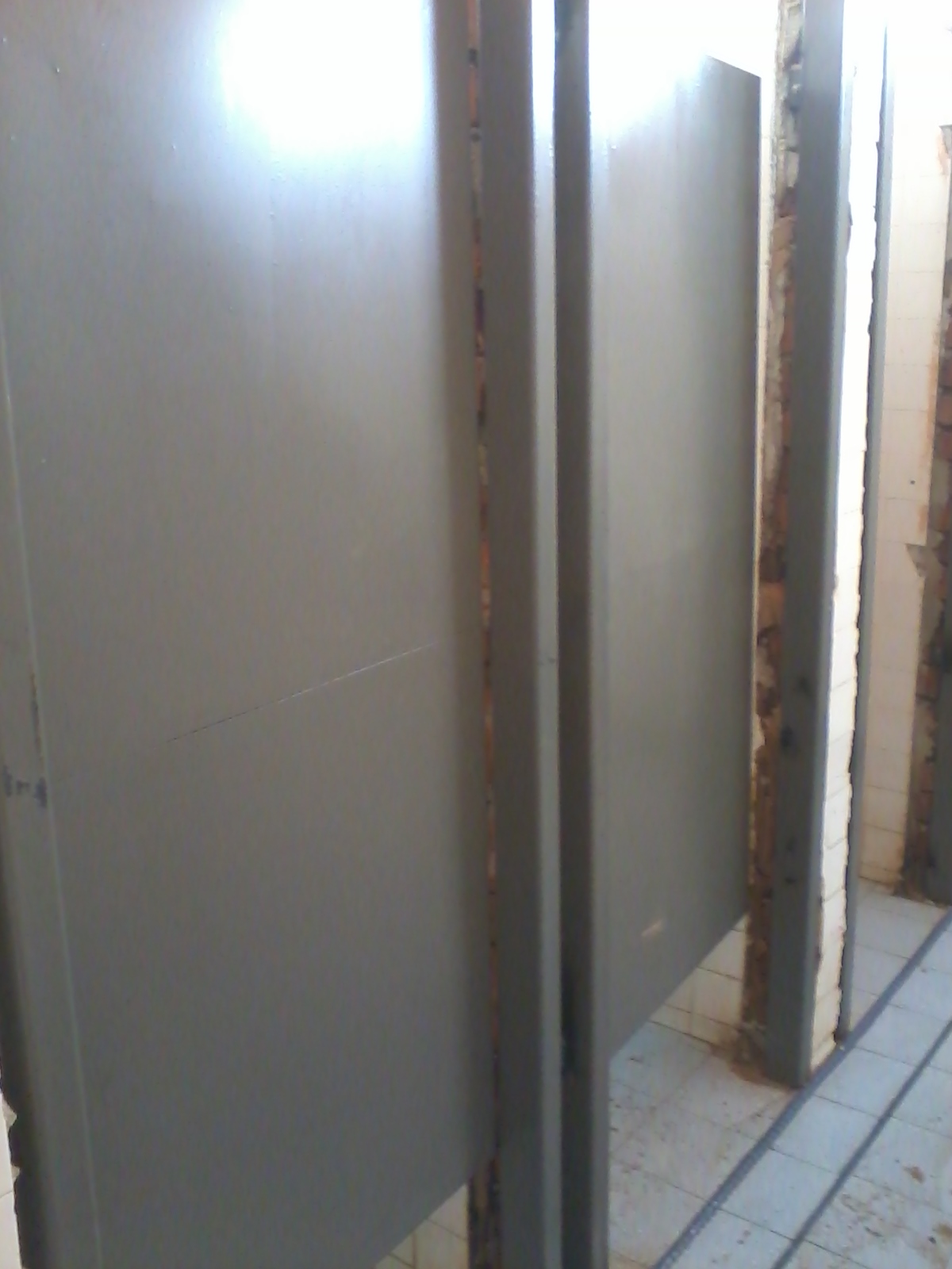 Blog Pengetua SMT Jasin: Pintu Besi Untuk Tandas Aspura