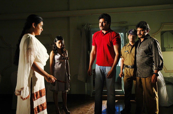 Beautiful Indian Actress Cute Photos, Movie Stills: 10/25/12