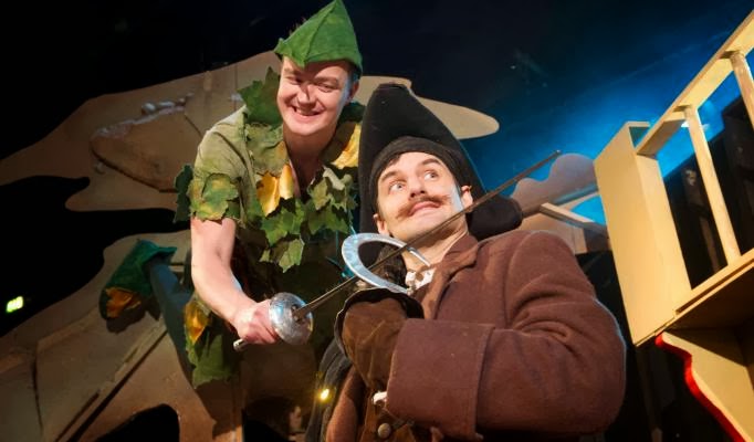 Partially Obstructed View: Theatre review: Peter Pan Goes Wrong Partially Obstructed View: Theatre review: Peter Pan Goes Wrong