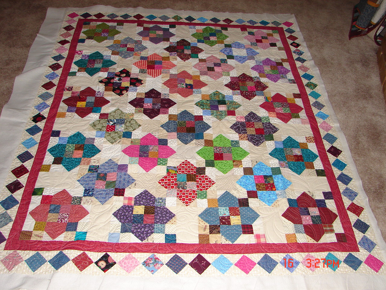 JulieKQuilts: Brimming over with happy!! It all began with a little ...