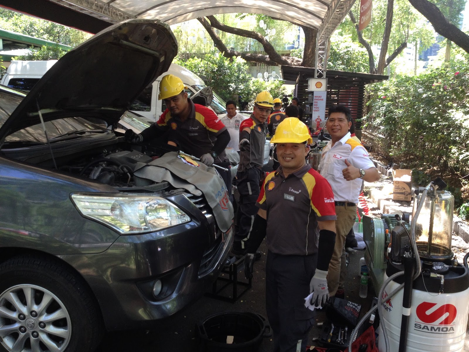 Monchster Chronicles: SHELL Philippines Launches SHELL HELIX OILCHANGE+ ...
