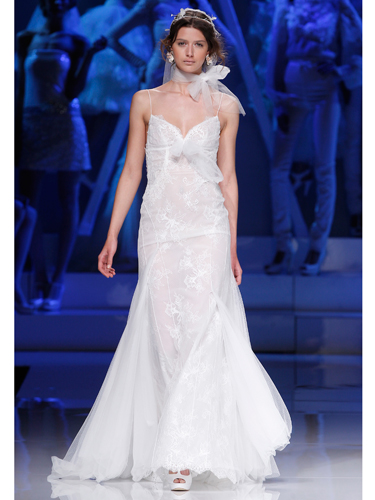 Yolan Cris Bridal Collection 2013 fashion show | Alya Wedding Online