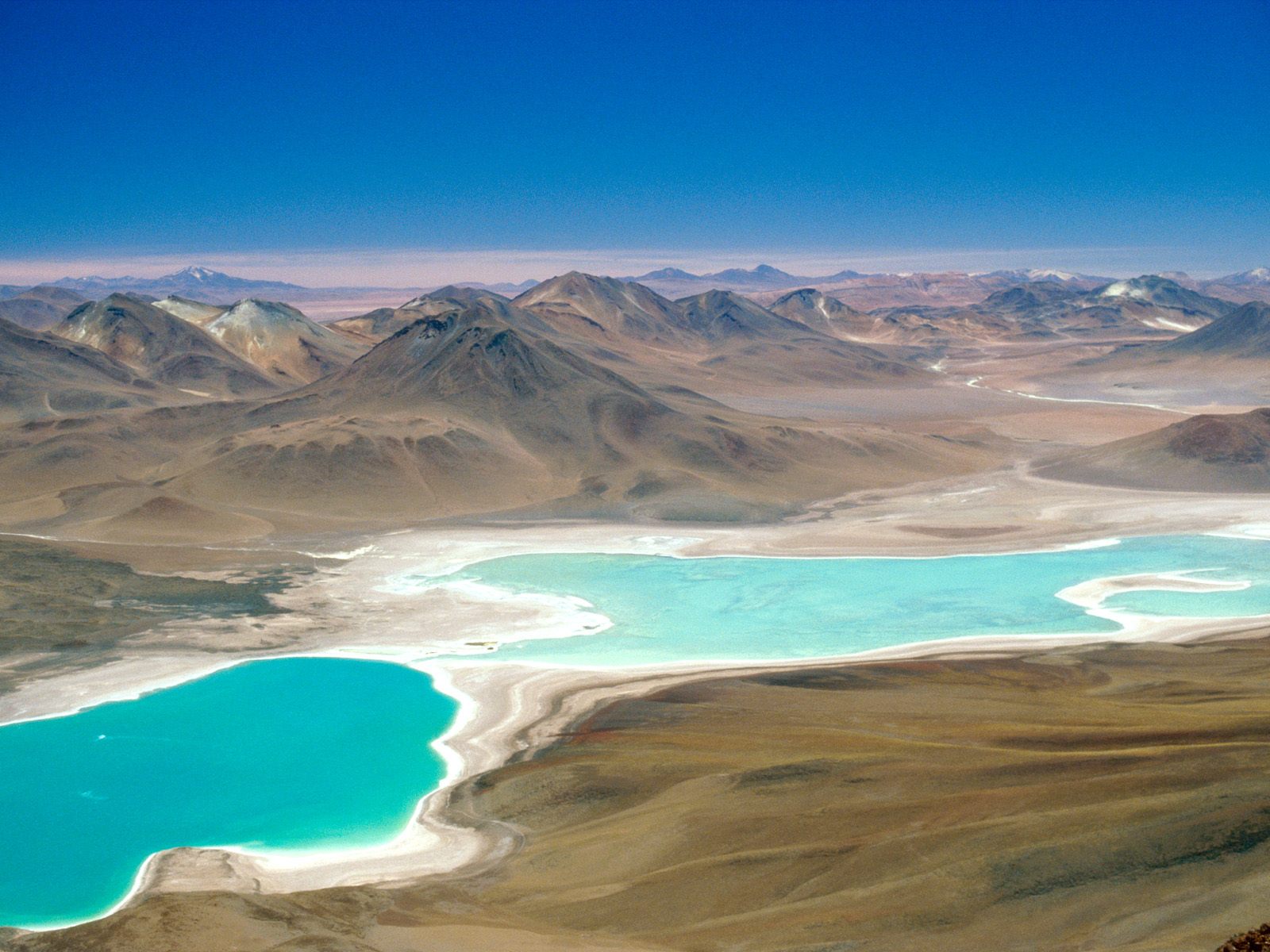 Tourism: Laguna Verde Bolivia