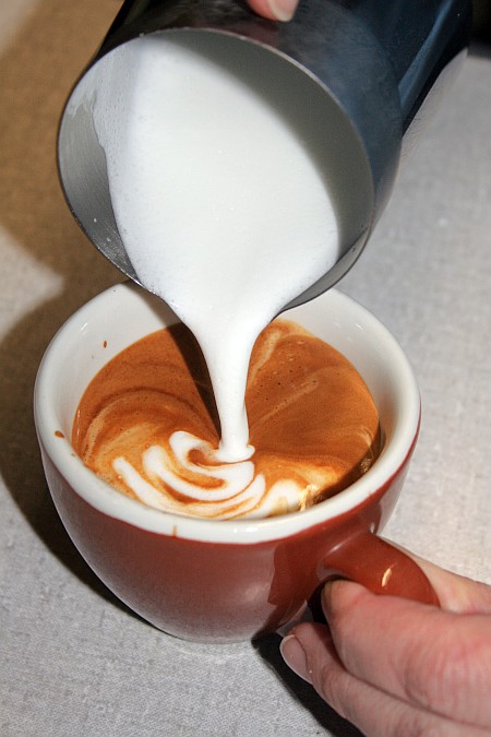 Counter Culture Cafe (C3): Steamed Milk and Frothed Milk