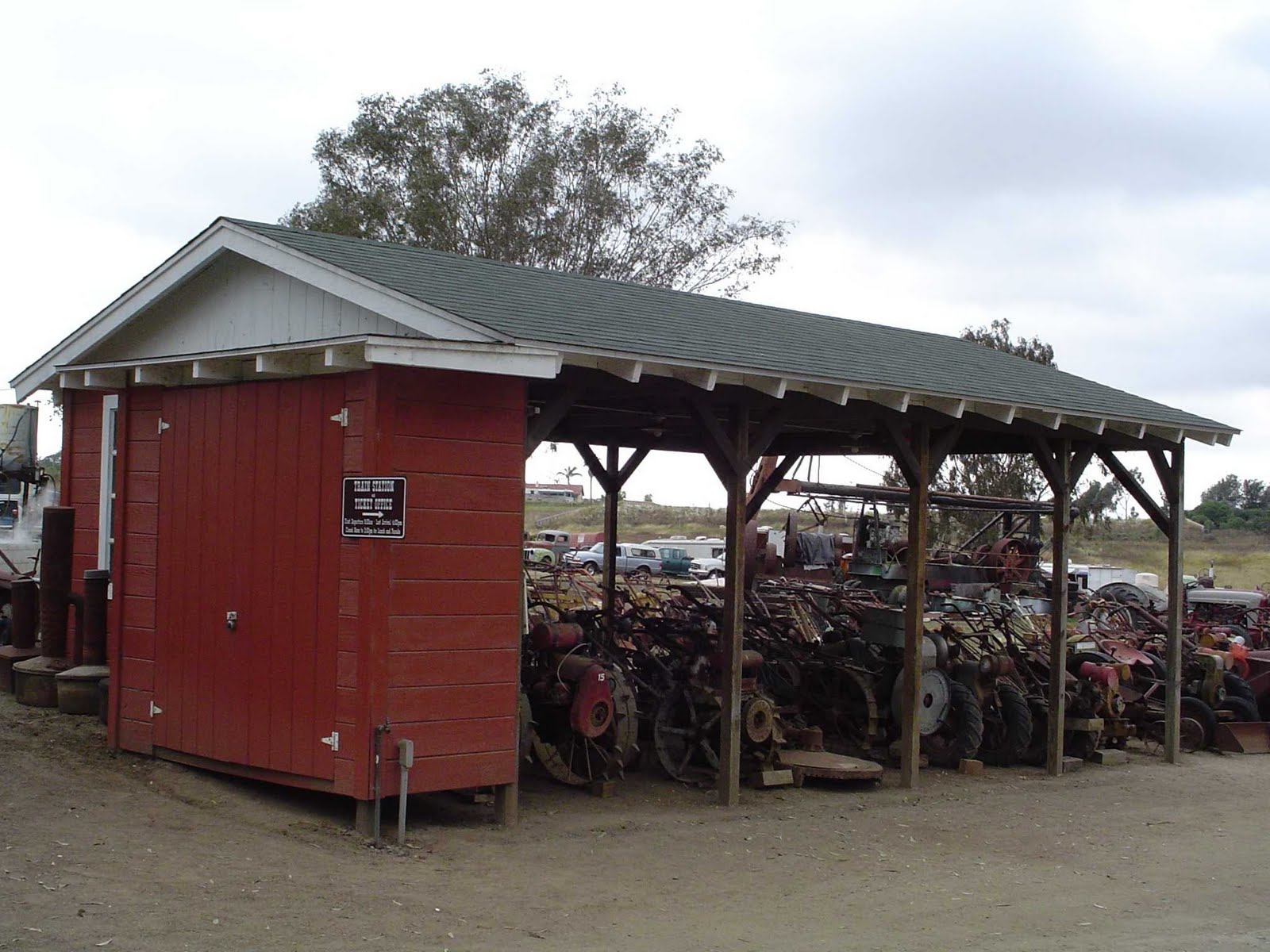 Easy Building Shed And Garage: Tractor Shed Pictures | Tractor Shed ...