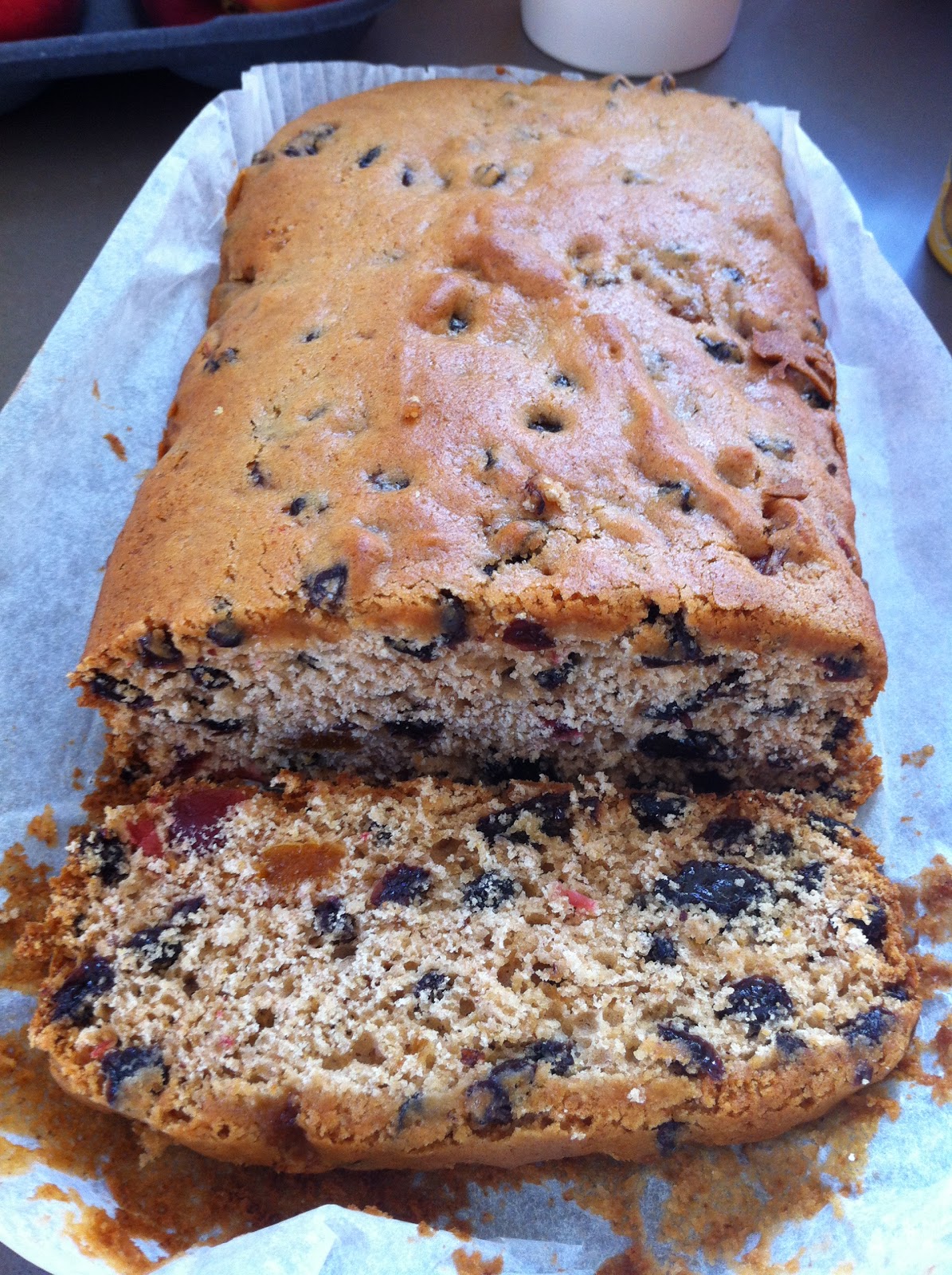 Makes, bakes and occasional fakes: Fruit tea bread