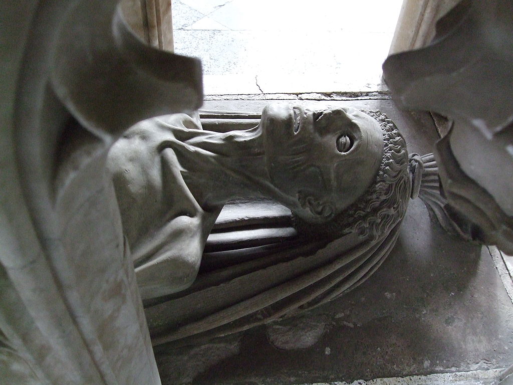 Baúl de Chity: LAS TRANSI-TOMBS