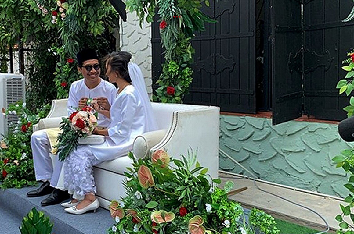 MYARTIS.COM | MYARTIS | MY | ARTIS: 7 FOTO - VOKALIS KUGIRAN MASDO ...