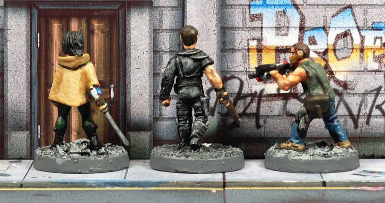 Vampifan's World of the Undead: Studio Miniatures' Survivors 04 and ...